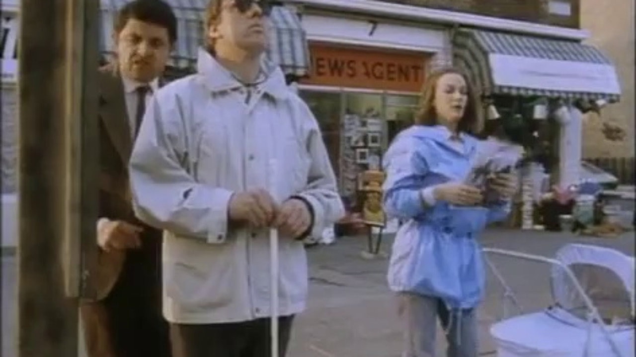 Mr.Bean - The Bus Stop - MM Movie House