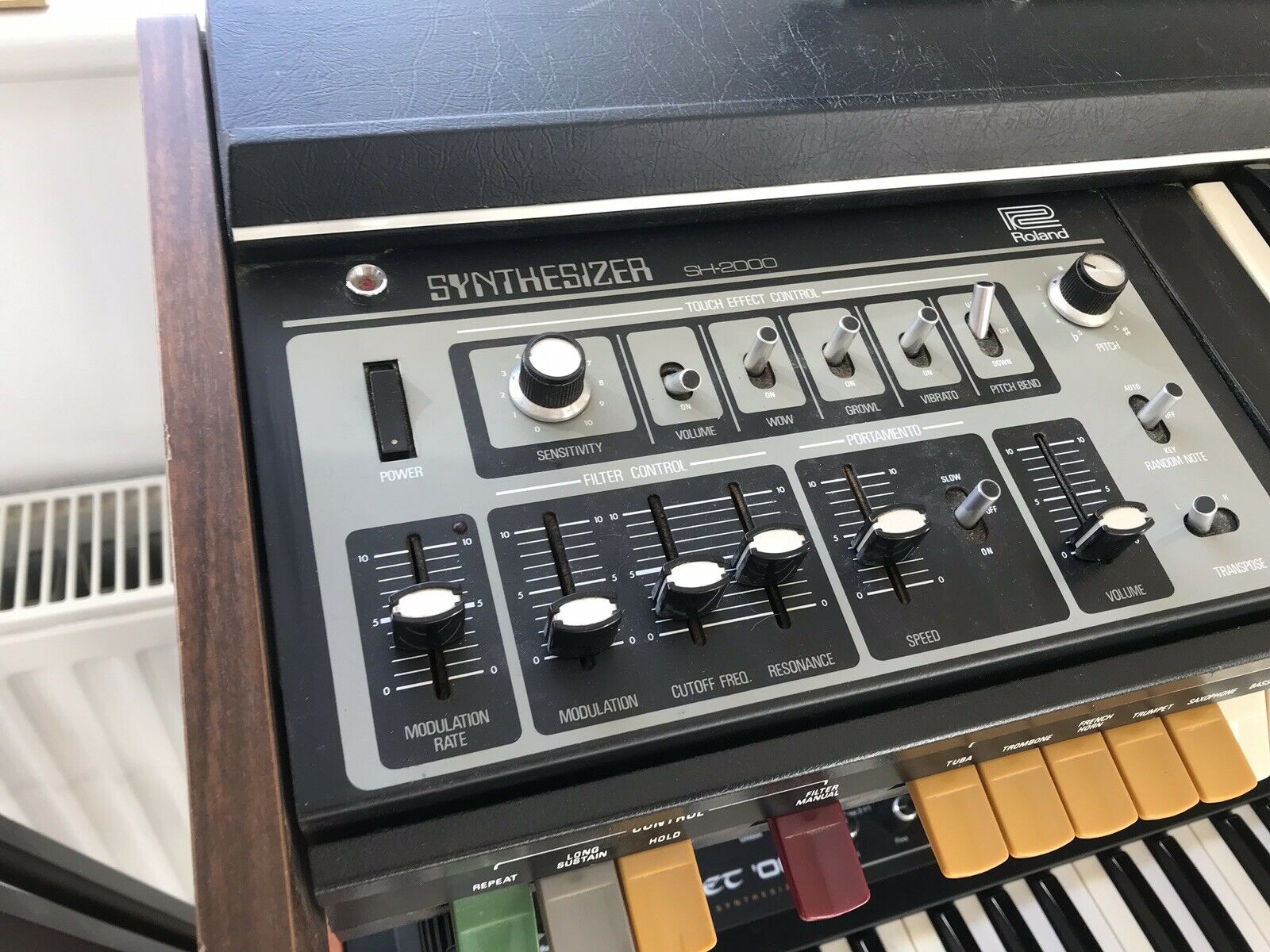 MATRIXSYNTH: Roland SH2000 Vintage Analogue Synthesizer