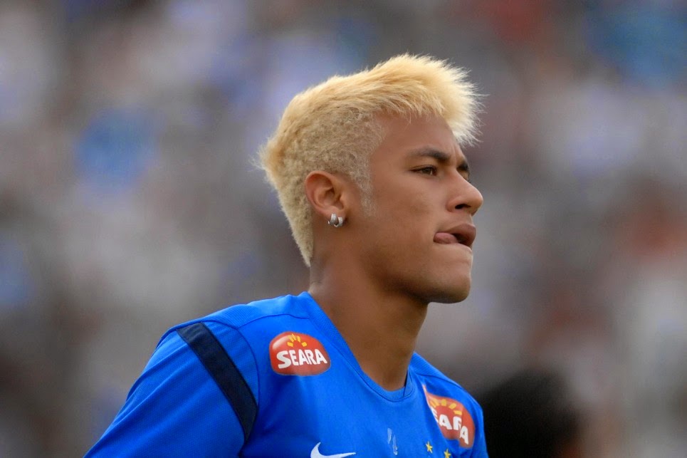 Gaya Rambut Neymar dari Kecil | Gaya Rambut 2015
