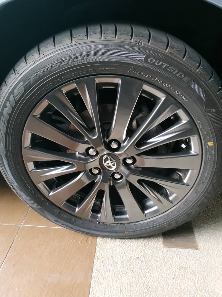 WebDC's Modding Hobbies.: Vellfire Hyper Black Rims on ANH20 Alphard