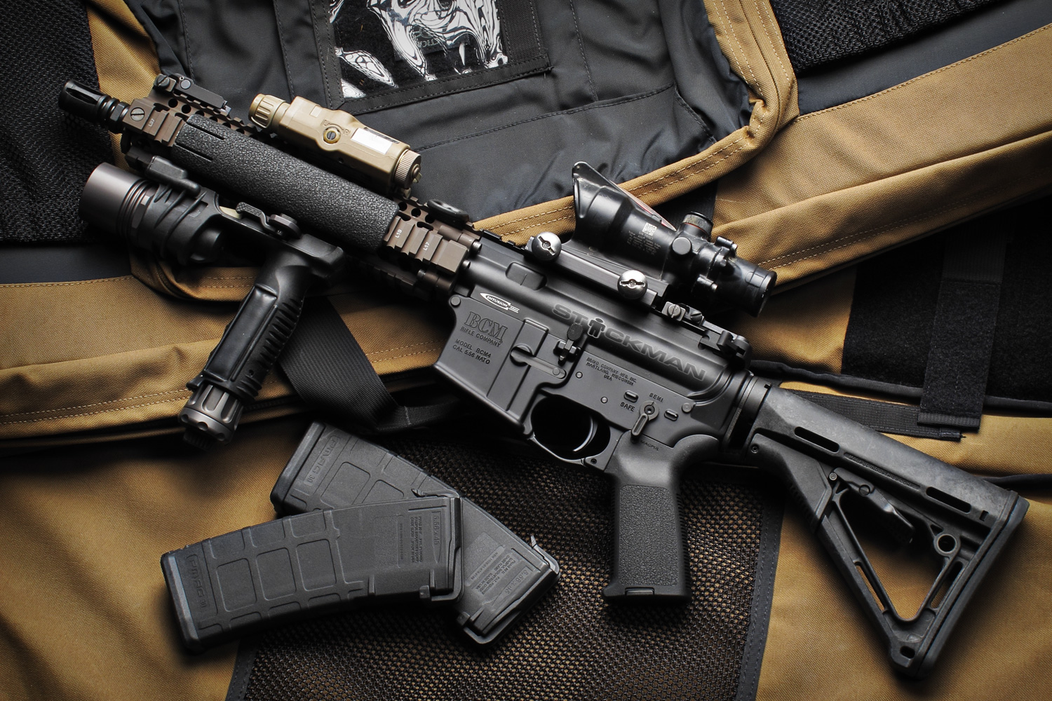 Top 33 Dangerous And Unbelievalbe Weapon Wallpapers In HD