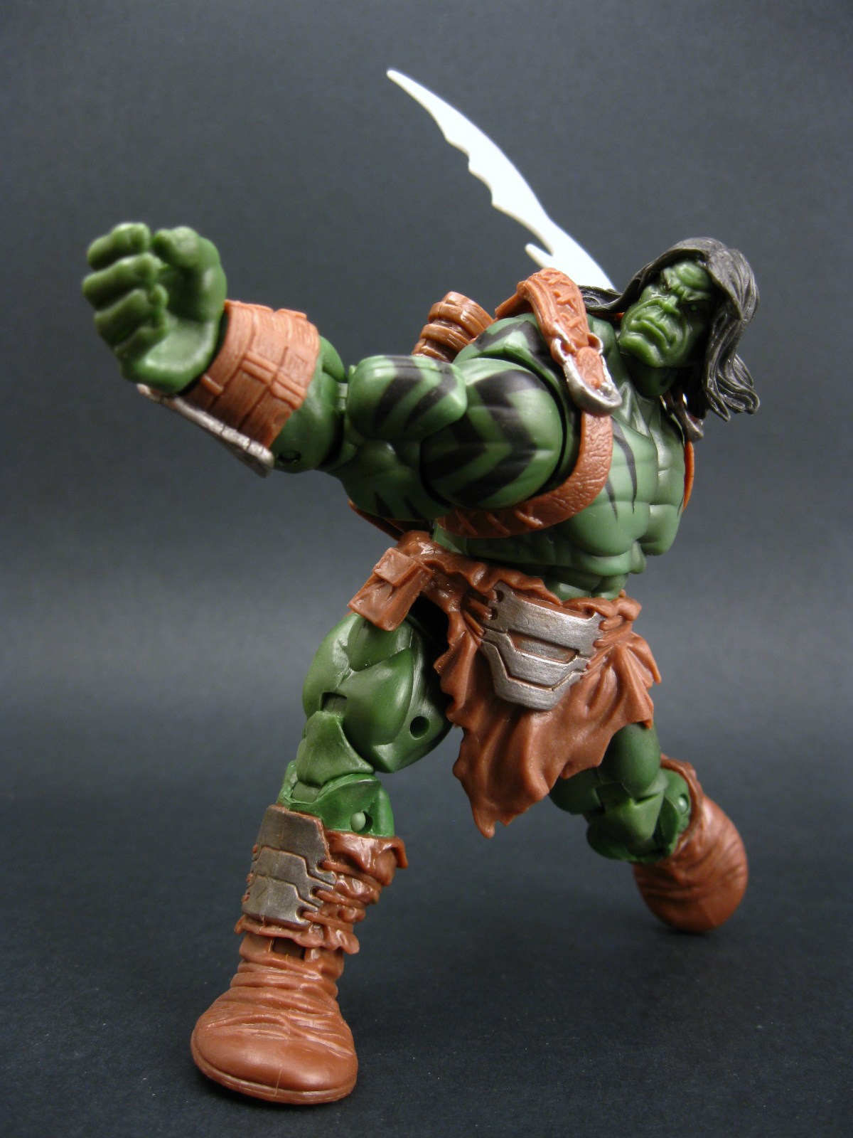 Chase Variant: Marvel Universe 3.75" Wave 14 Skaar!