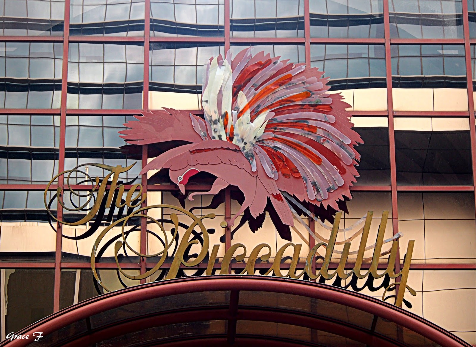 Perth Daily Photo : Piccadilly Arcade.. memory of a more elegant time..