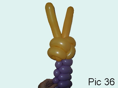 CLASSICAL: Balloon hand peace sign