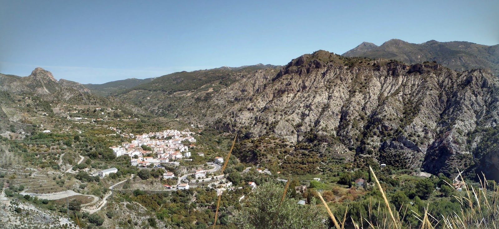 Senderismo Maleno, Villanueva Mesía, Granada, España: Por Los Guájares ...
