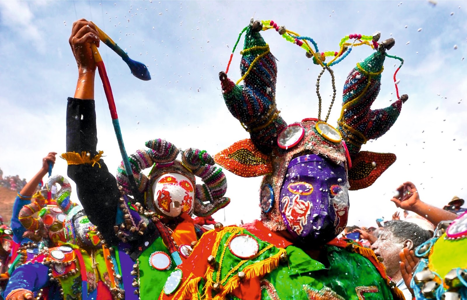 El desentierro de los diablos en el carnaval de la Quebrada de ...