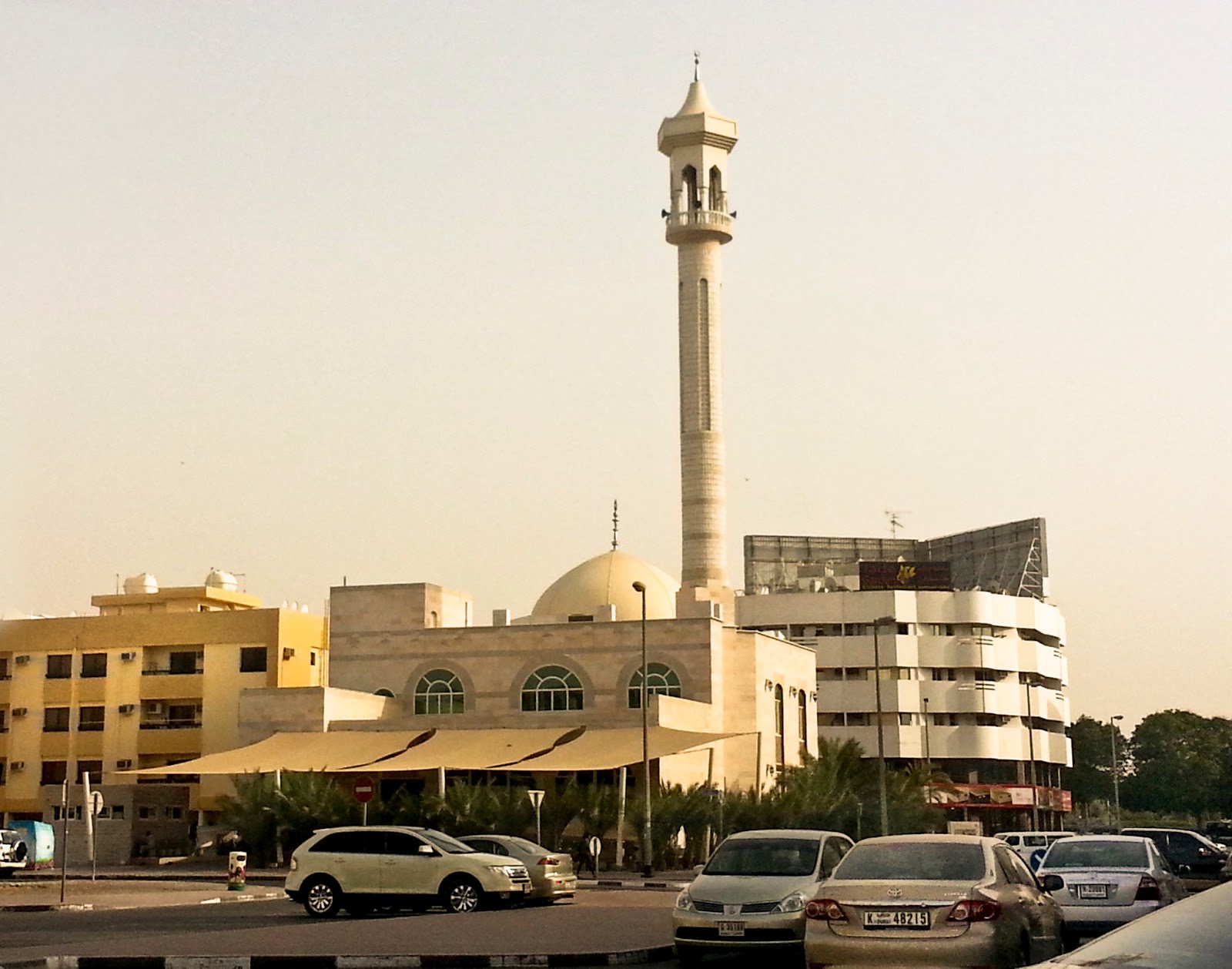 run360run: DAY 1 - KARAMA AREA " RUNmadan Challenge 2013