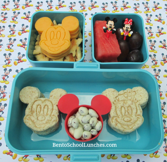 Bento School Lunches : Disney Mickey, Minnie and Friends Bento