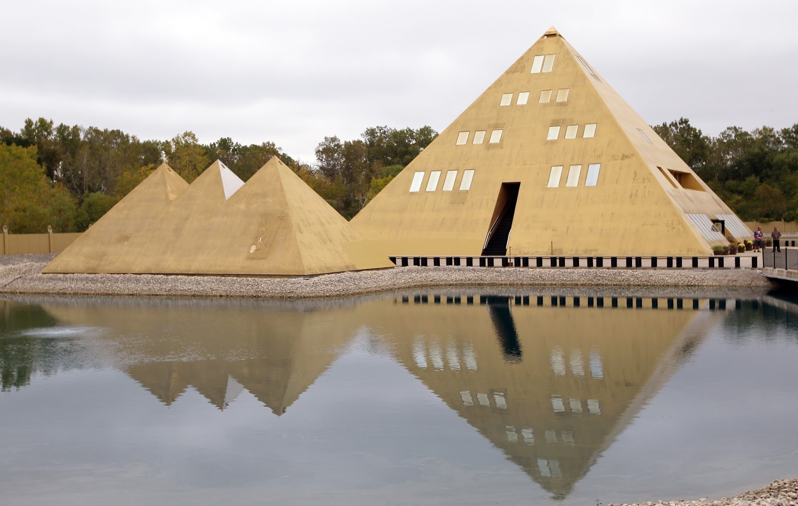 Mark Kodiak Ukena: Stand Up For Veterans Benefit at the Gold Pyramid ...