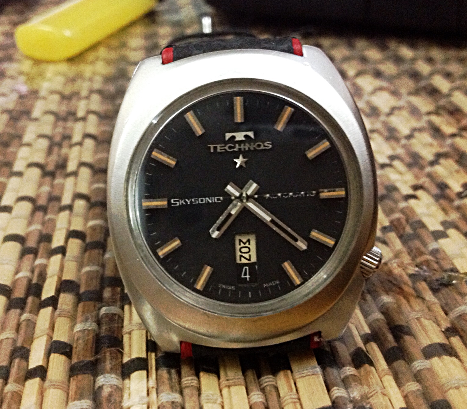 JACK'S TREASURE CHEST OF TIME PIECES: AUTHENTIC VINTAGE TECHNOS ...