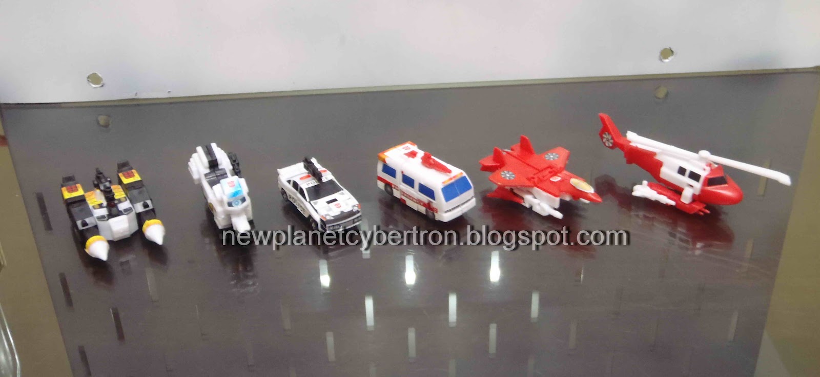 New Planet Cybertron: Transformers Review – Hot Spot & Gaia Guardian ...