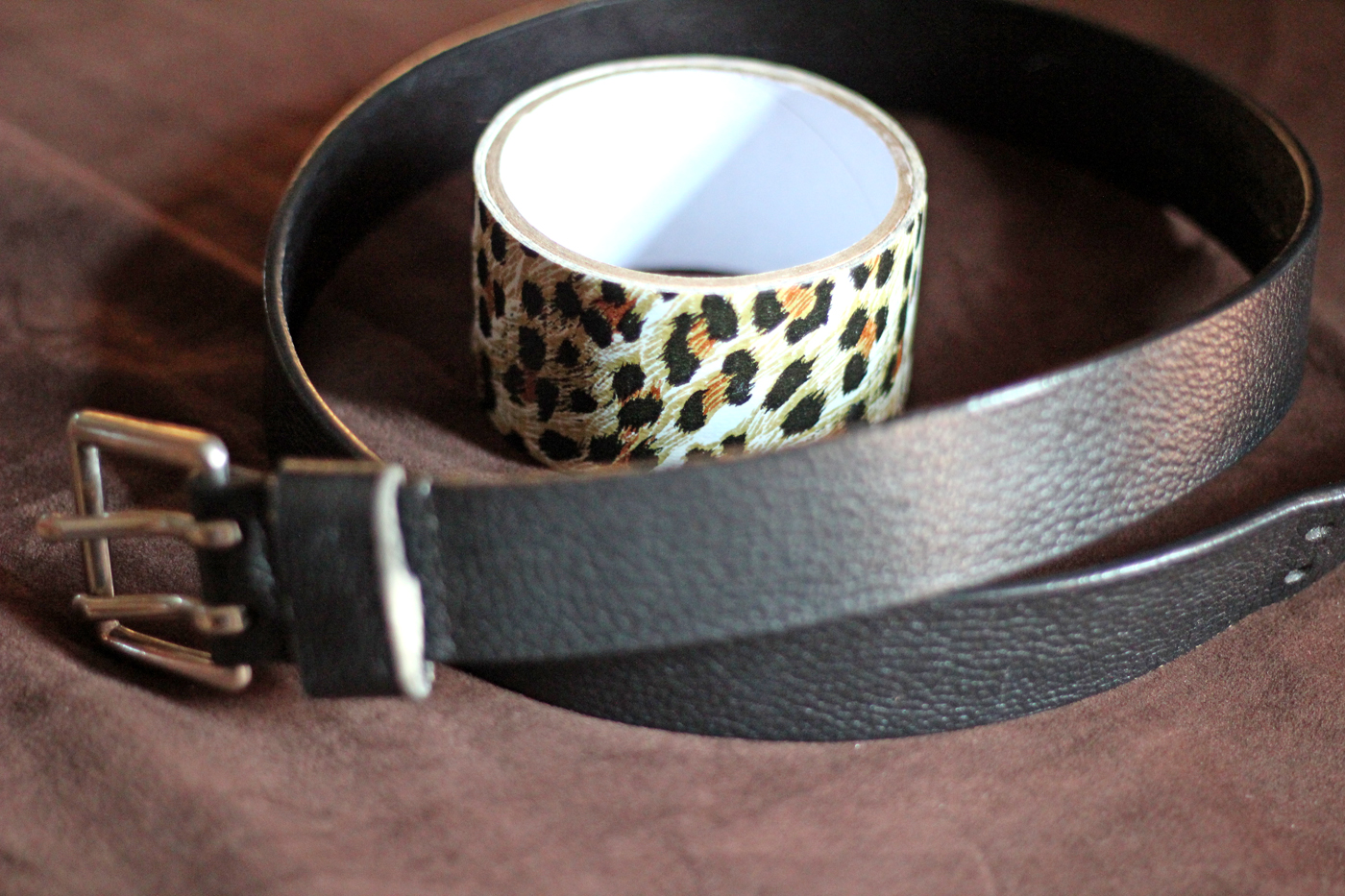 Thrift Trick: DIY Thrifted Belt Recover with Duct Tape!
