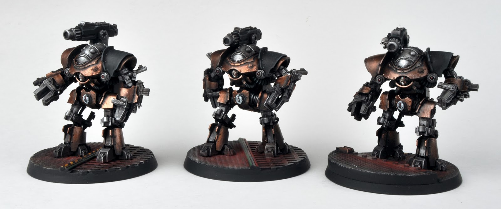 davetaylorminiatures: Mechanicum Castellax (and some others)