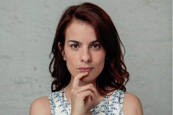 Celine Reymond vuelve a las nocturnas con nueva teleserie de Mega ...