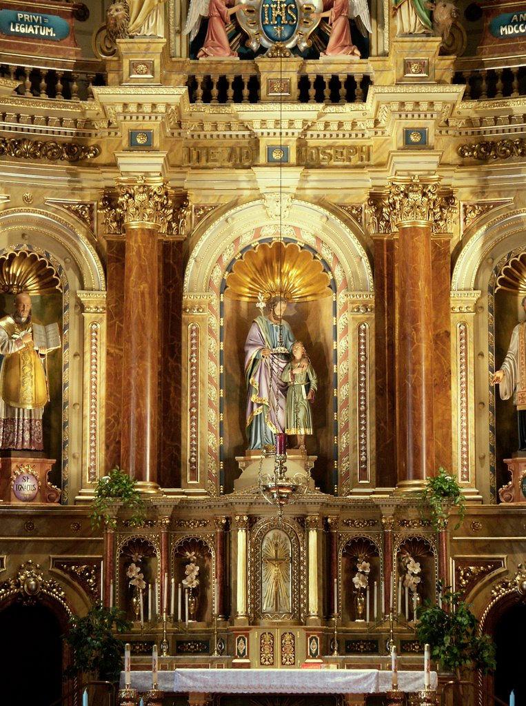 Philippines: Filipino Culture: Religion