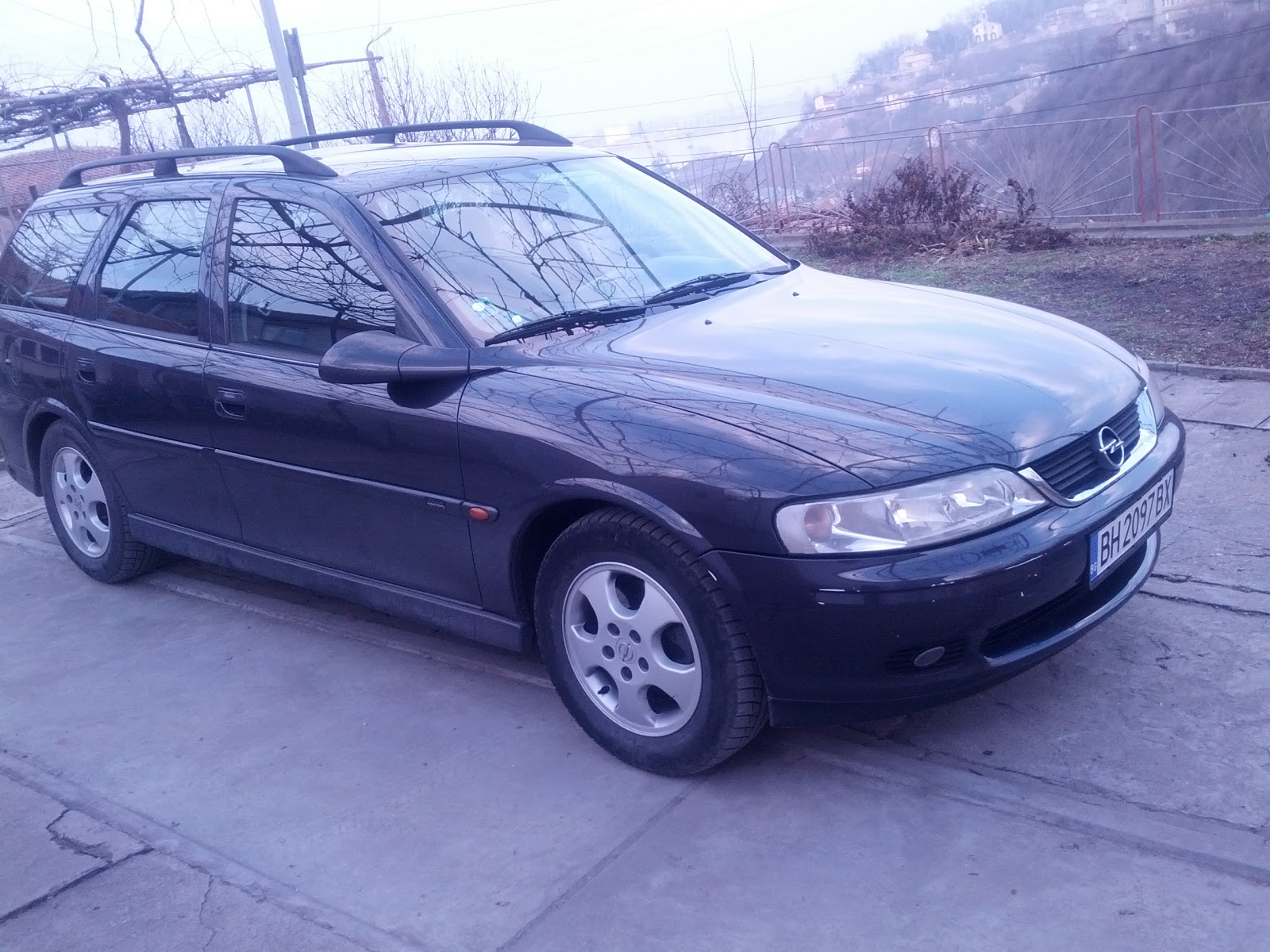 Buying a second hand car: Opel / Vauxhall Vectra B