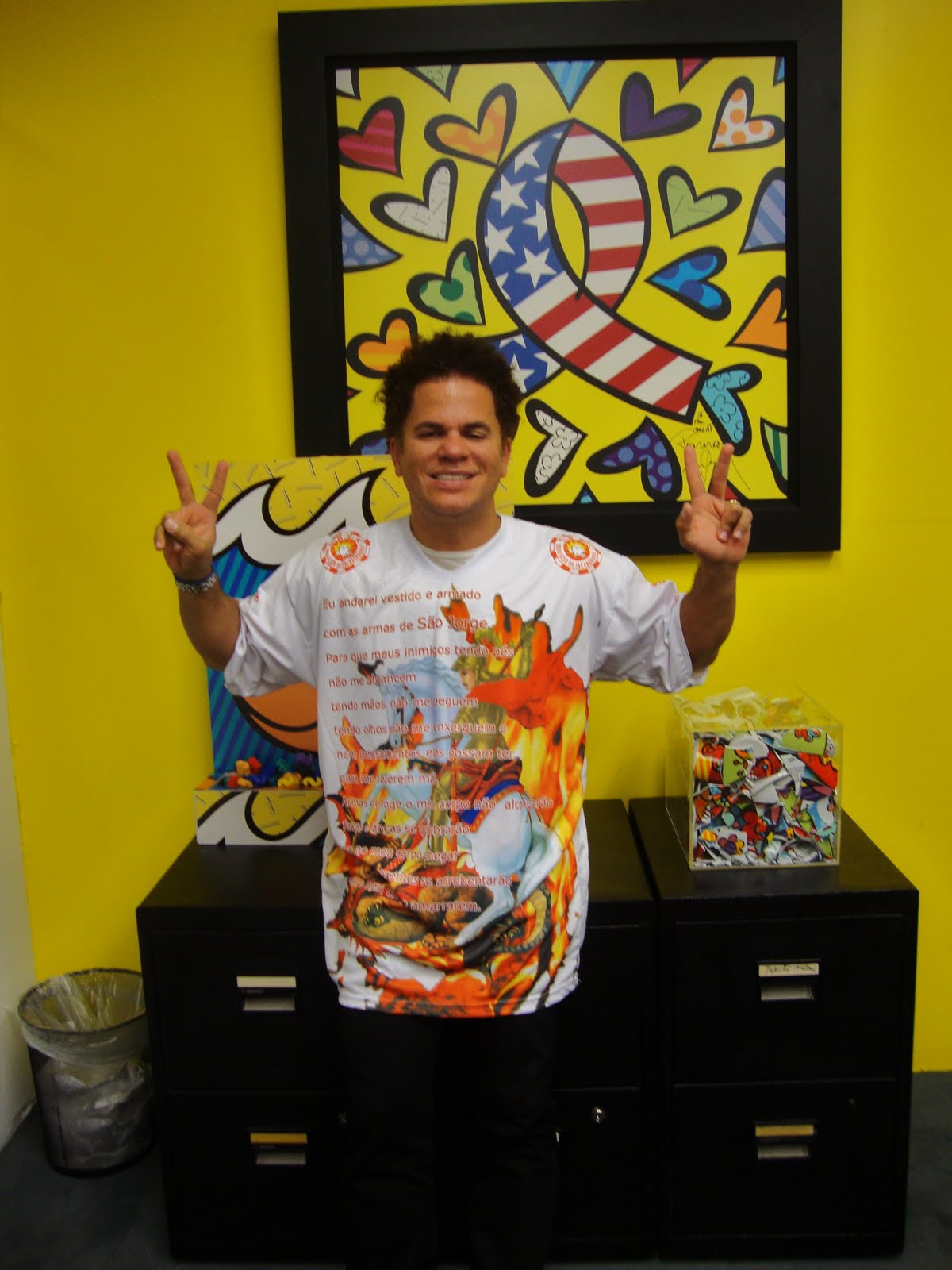 Romero Britto (1963) é um famoso pintor e artista plástico brasileiro ...
