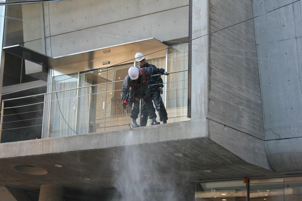 Inno Lifestyle: Intelligent Non-Adhesive Nano-Coating