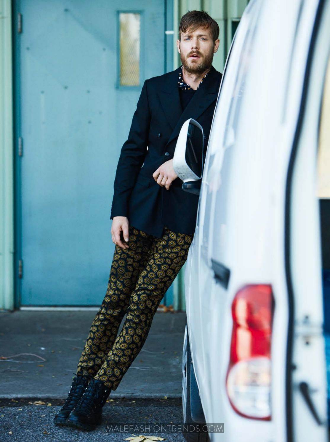 Mackenzie Jackson para Dress to Kill Magazine