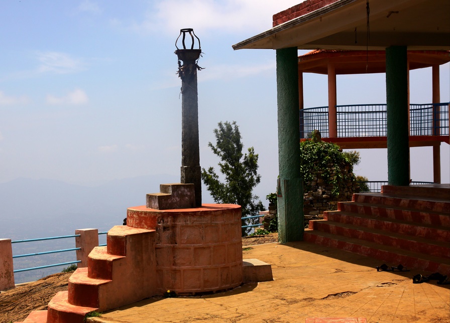 Tamilnadu Tourism: Pagoda Point (Pyramid Point), Yercaud
