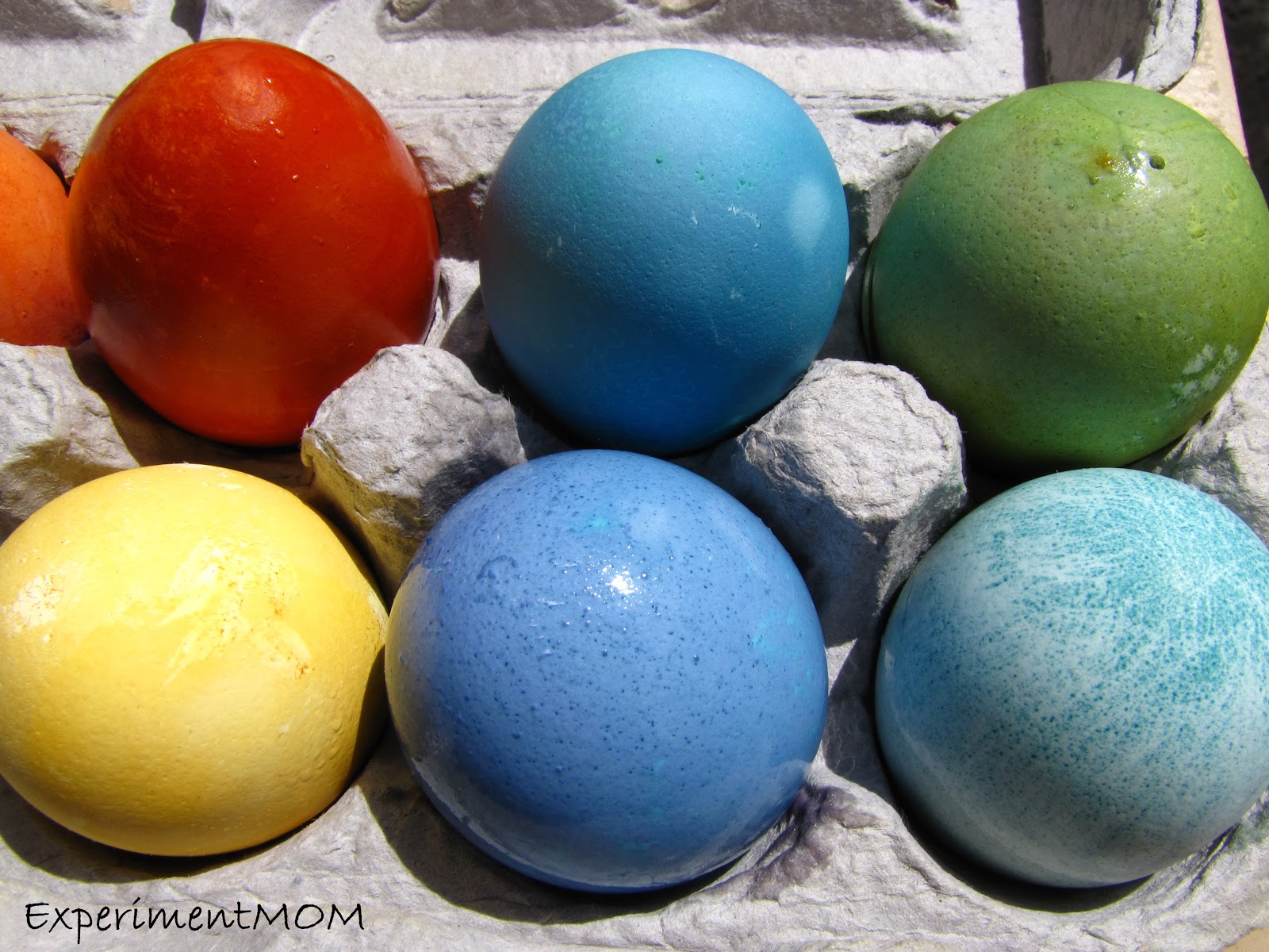 experimentmom-natural-dyes-for-easter-eggs