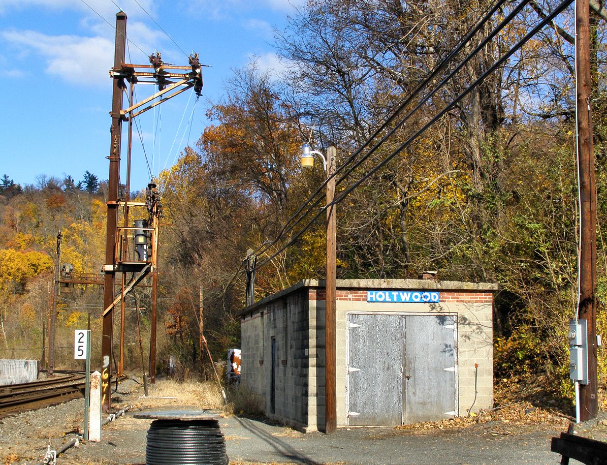 The Position Light: Relay the Hut