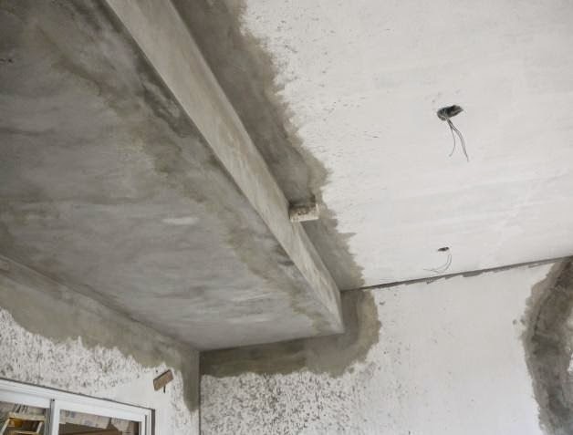 Aplanado de yeso y zarpeo