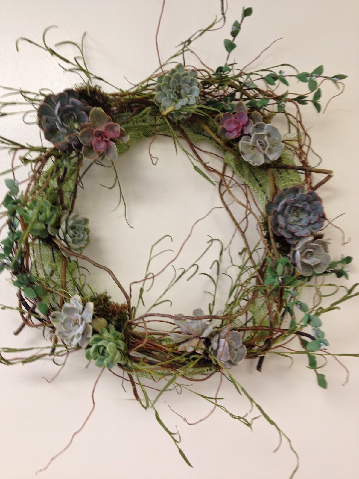 flower classroom: Spring & Summer Wreath class ~~Students Designs
