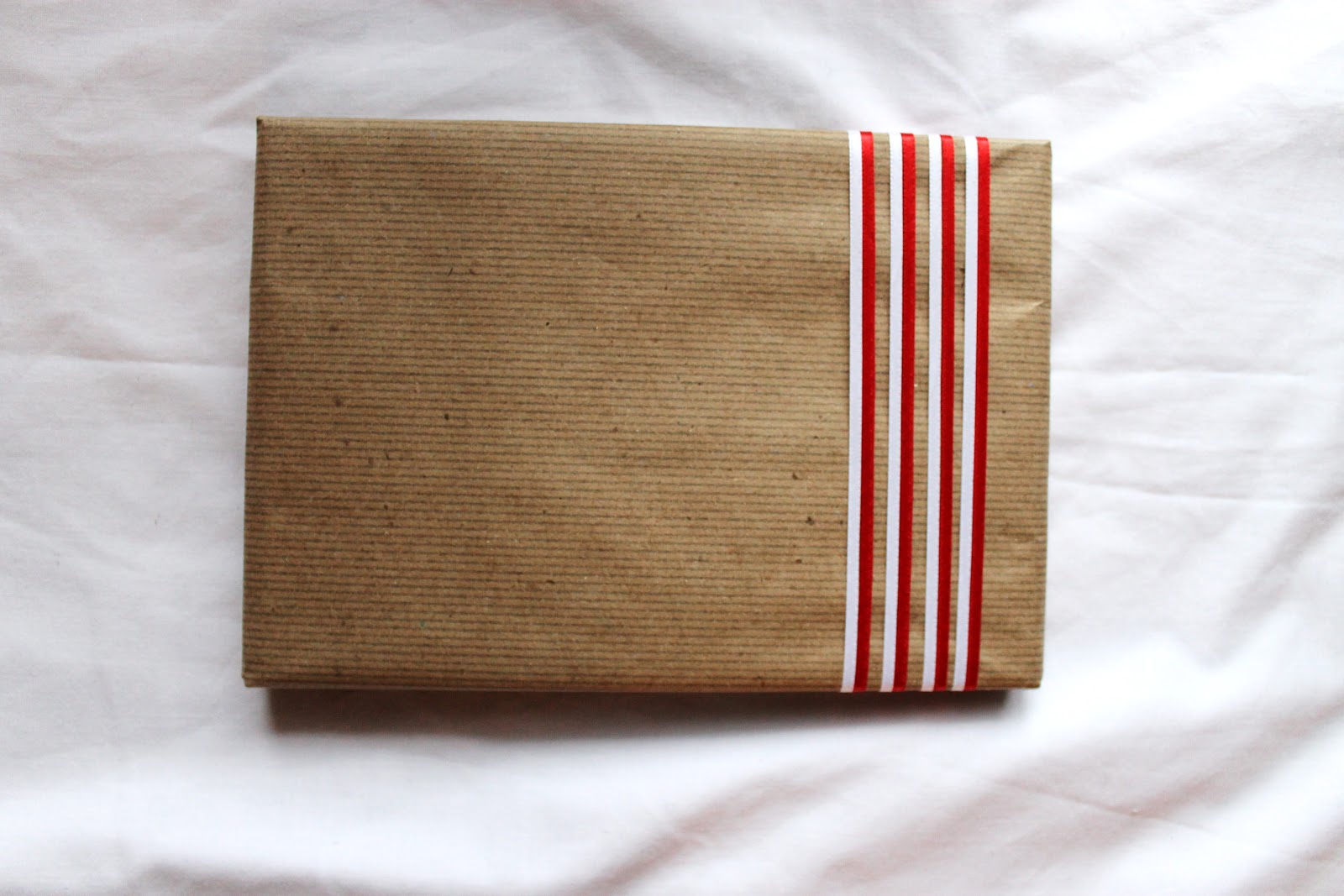 BEAUTY & THE BEARD: 8 WAYS TO WRAP WITH KRAFT PAPER!