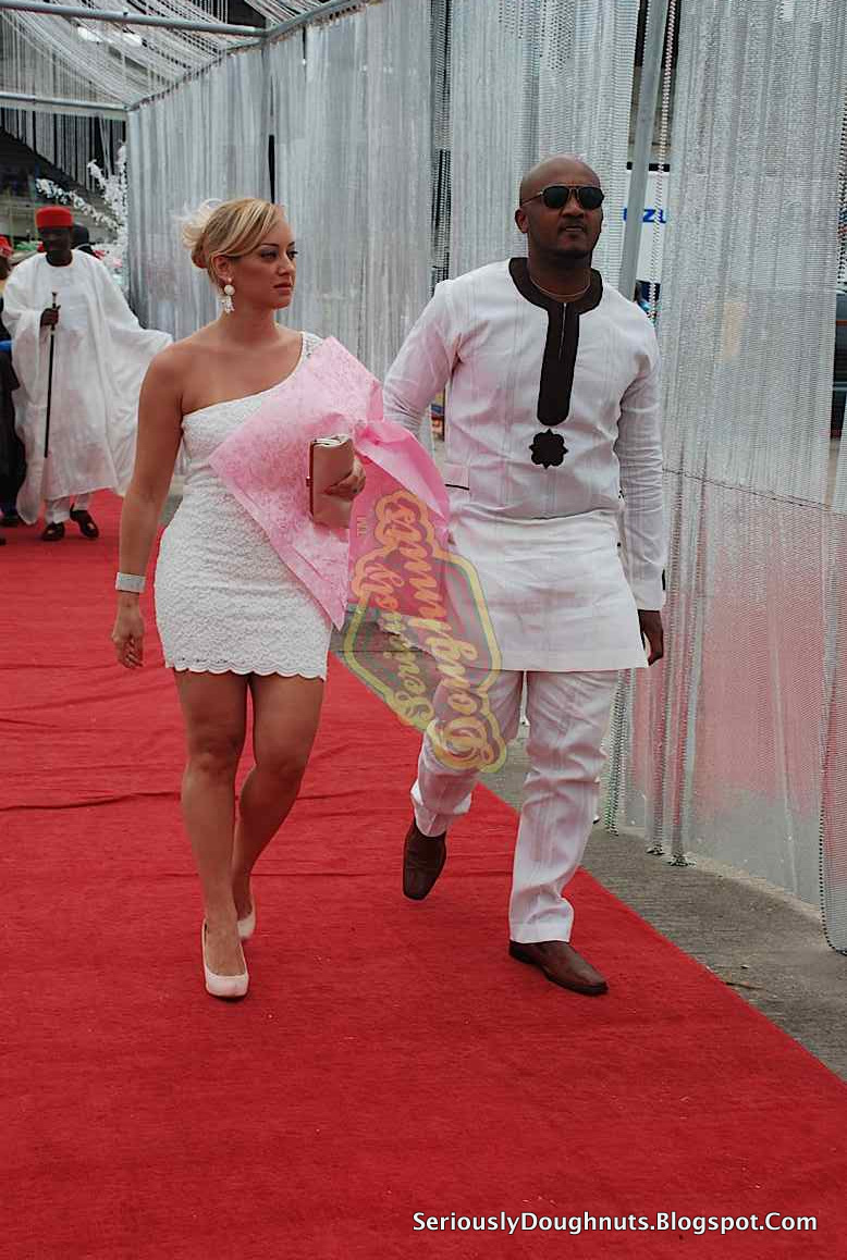 THE FIRST KISS AND ALL THE FANFARE AT FUNKE FOWLER AND ABI KUKU'S ...