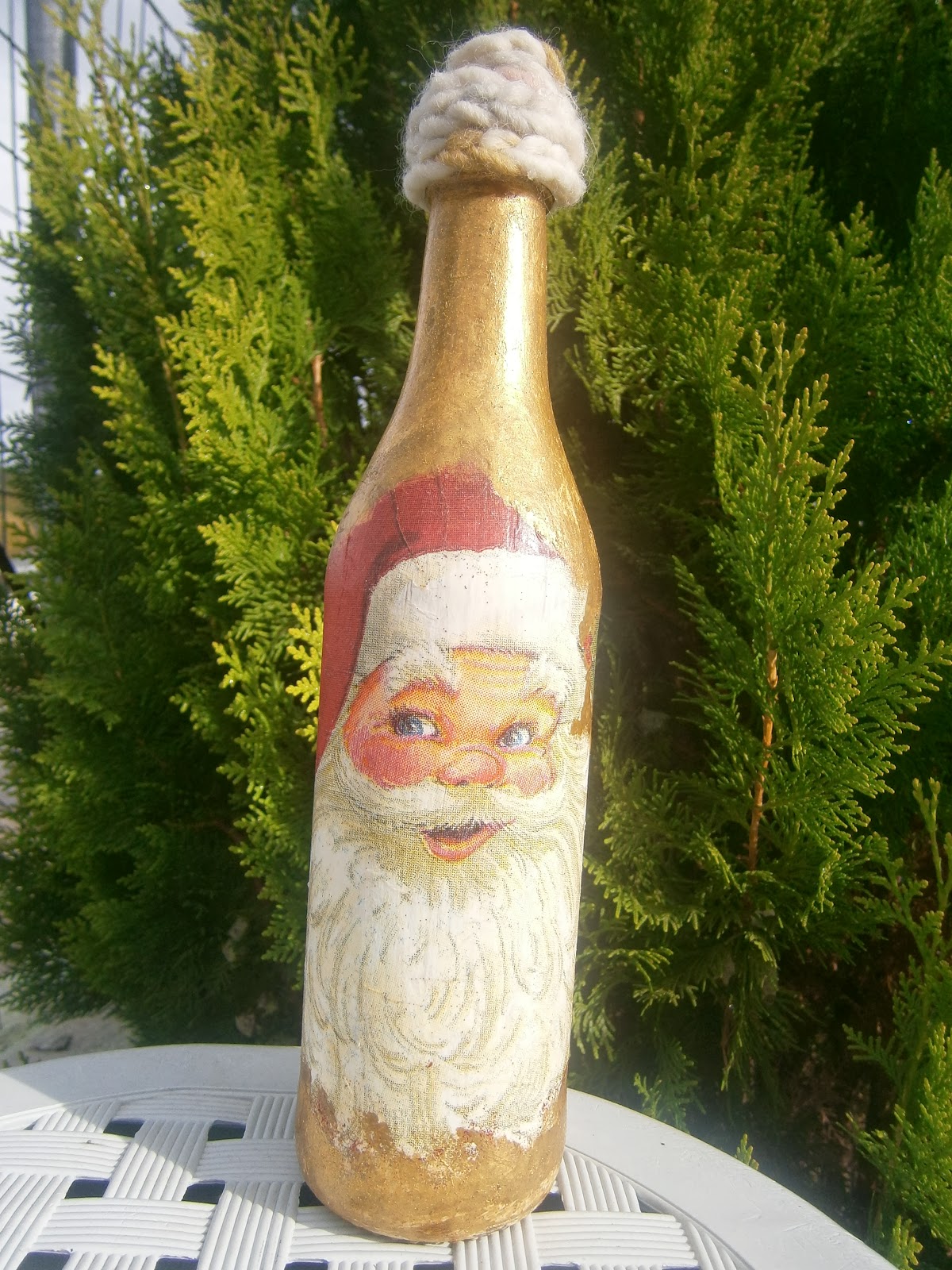 ΧΕΙΡΟΔΗΜΙΟΥΡΓΙΕΣ: ΜΠΟΥΚΑΛΙΑ ΜΕ DECOUPAGE