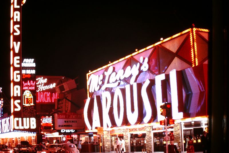 Amazing Color Photos That Capture Everyday Life of Reno, Nevada From ...