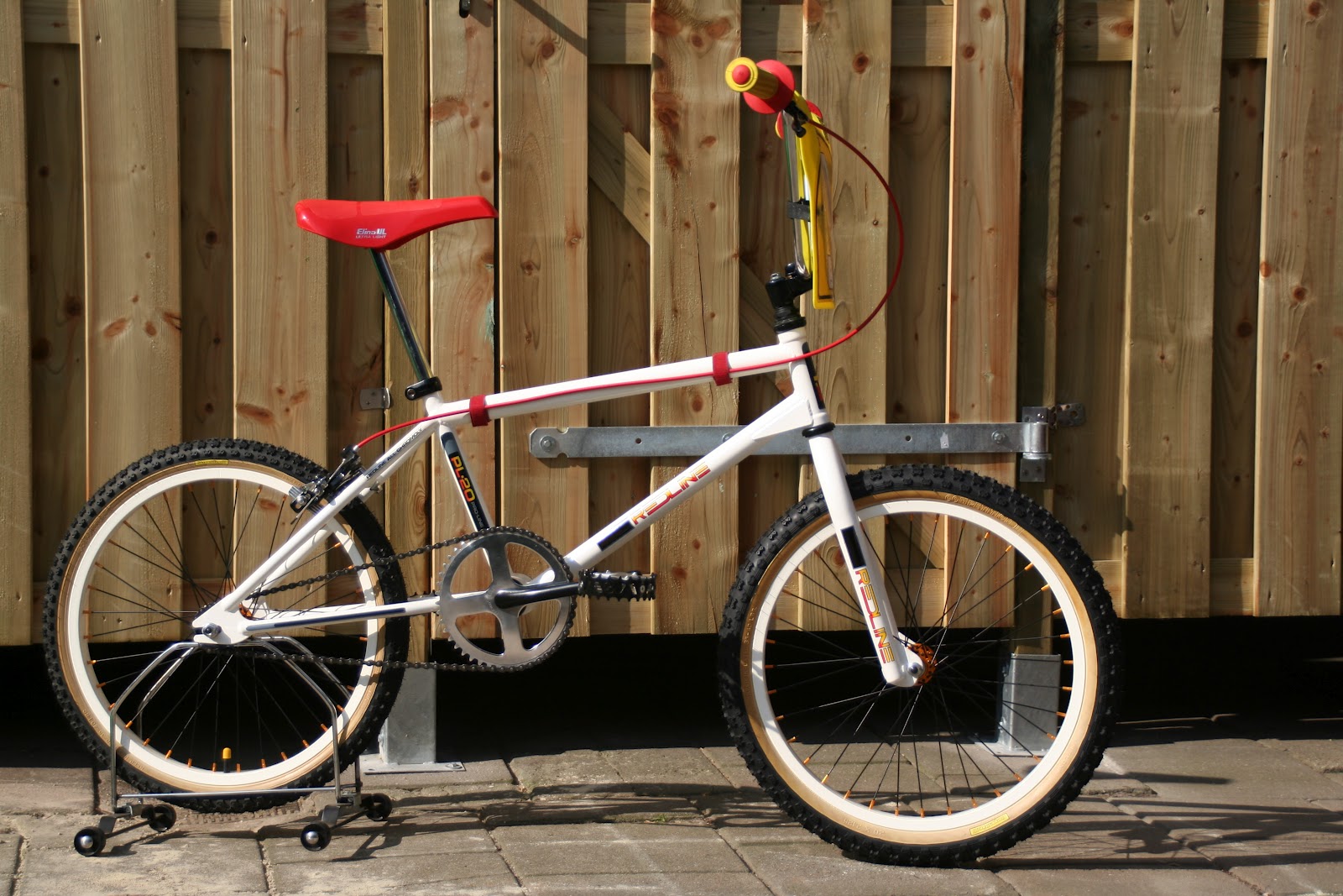 Hoodlum Society: Redline PL20 1983