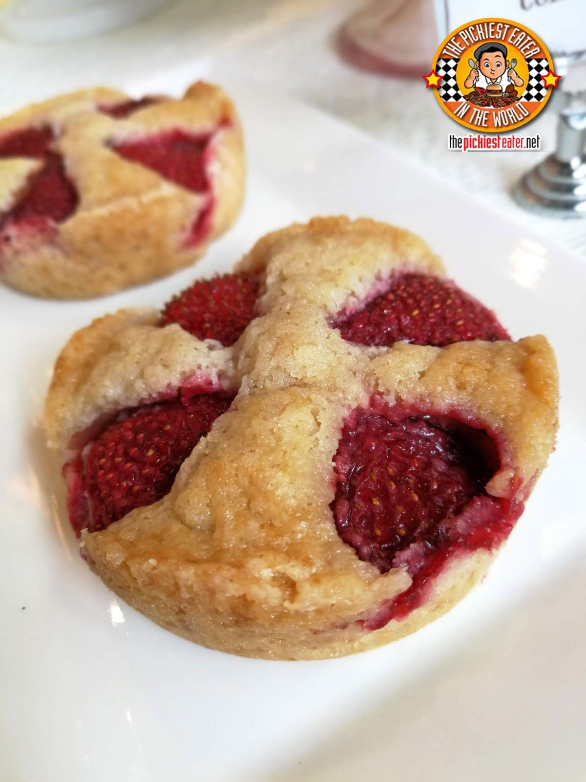 THE PICKIEST EATER IN THE WORLD: MAGNOLIA BAKERY NEW YORK OPENS IN ...