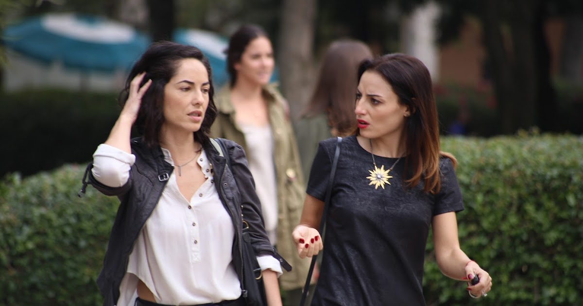 Treintona, Soltera y Fantástica - Chava Cartas (2016)