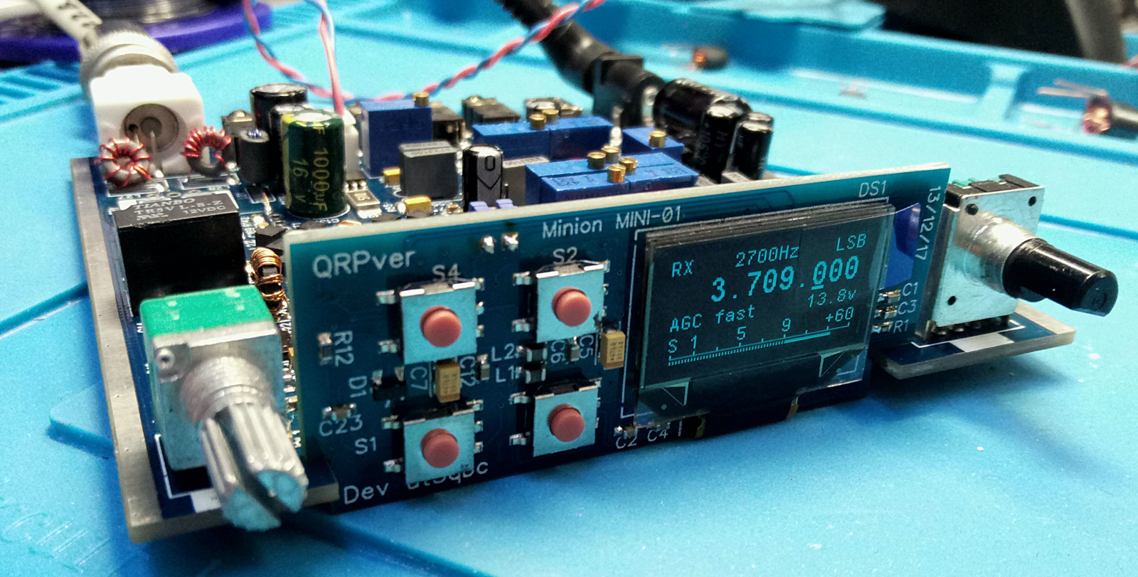 Anton's Funkperlen: Minion Mini - ein neuer QRP Transceiver
