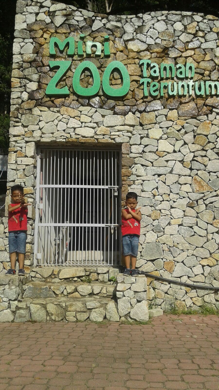 saja apa saja: MINI ZOO TAMAN TERUNTUM