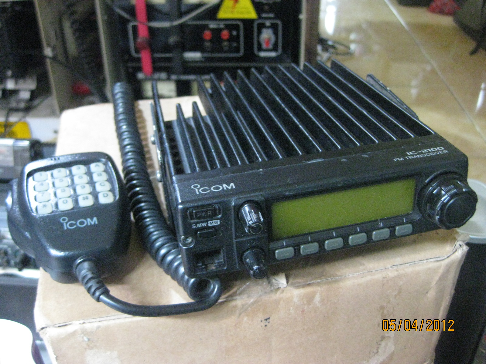 Doel Connect Shop: ICOM 2100,SECOND.TERJUAL, TRENGGALEK (JATIM).