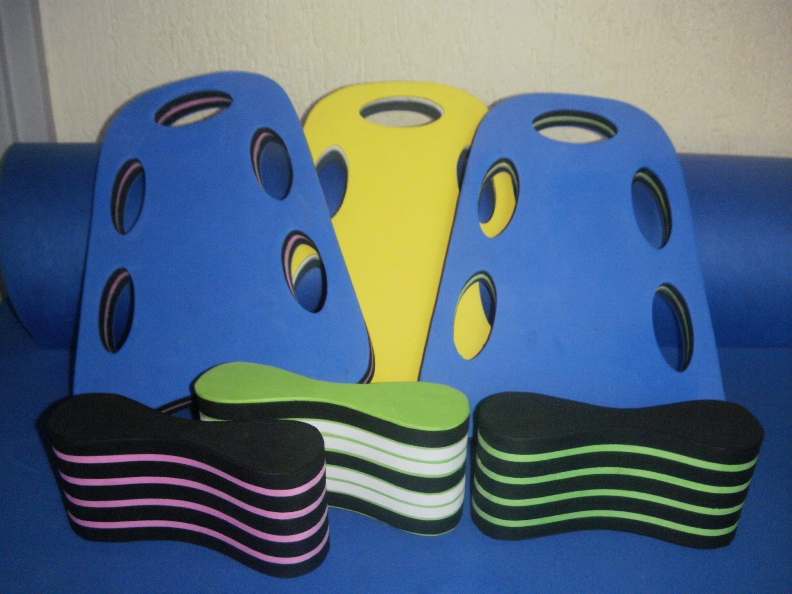 IMPLEMENTOS DE NATACION AQUATIC