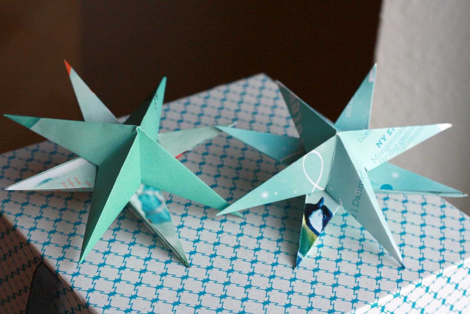 Annchen: Juleri og foldede stjerner