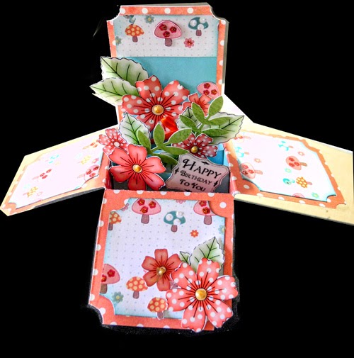 Priss' Pixels & Paper Projects: Pop Up MINI boxes