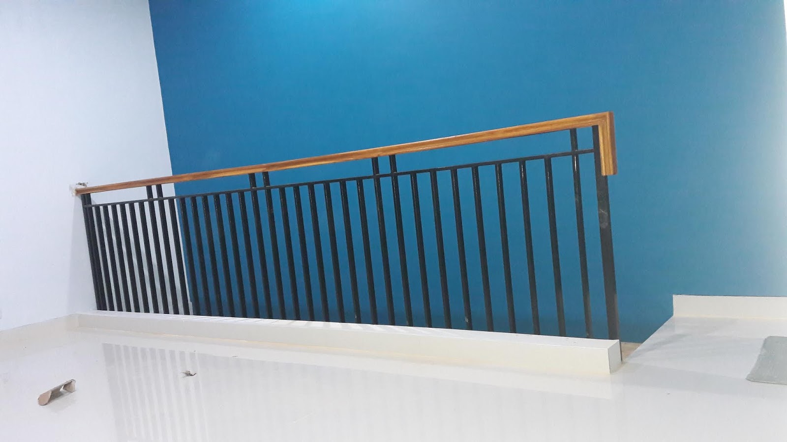 Reling & Balkon Besi Minimalis - Bengkel Las Kanopi Tangerang ...