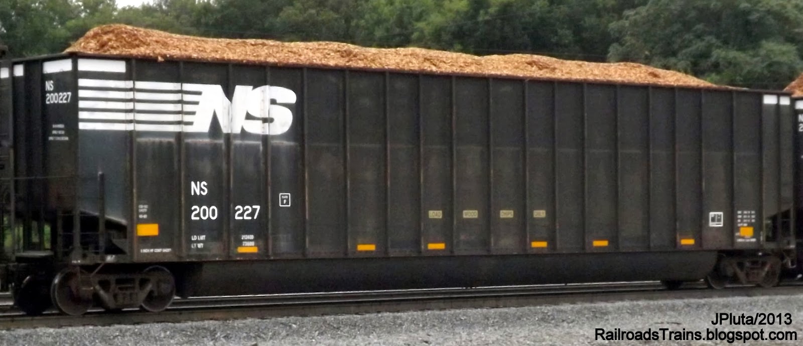 RAILROAD Freight Train Locomotive Engine EMD GE Boxcar BNSF,CSX,FEC ...