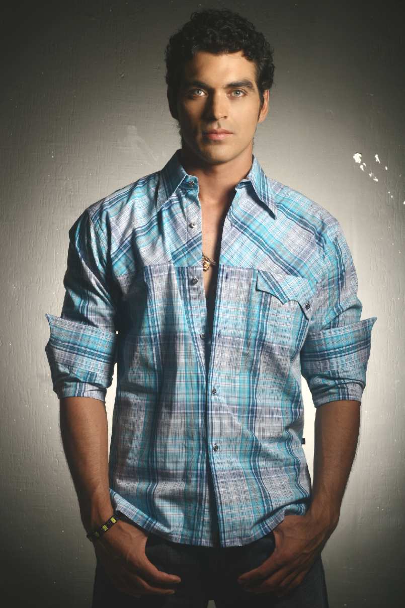 .: ACTOR: TIBERIO CRUZ