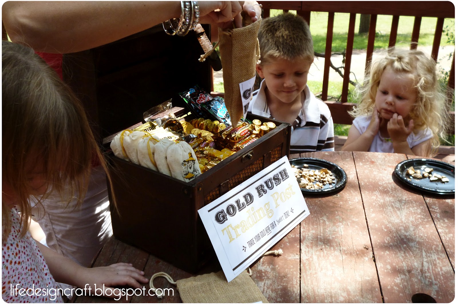 Life.Design. and the Pursuit of Craftiness: Gold Rush Trading Post