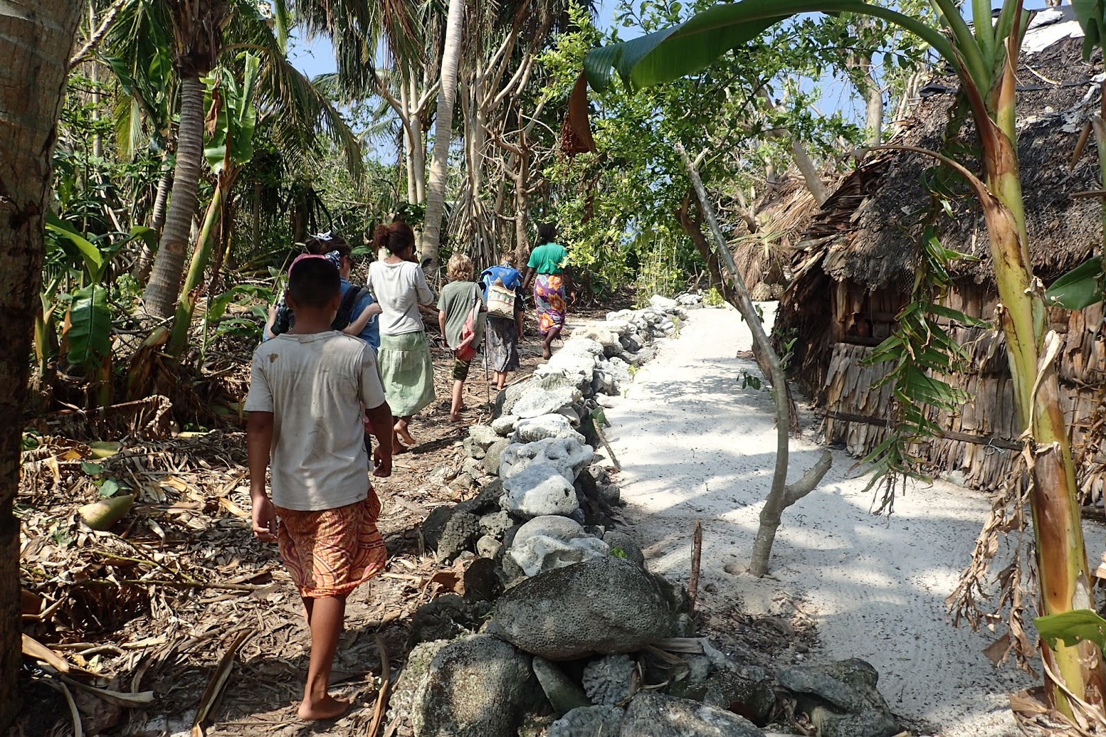 SV FLUENTA : To Tikopia - In Photos