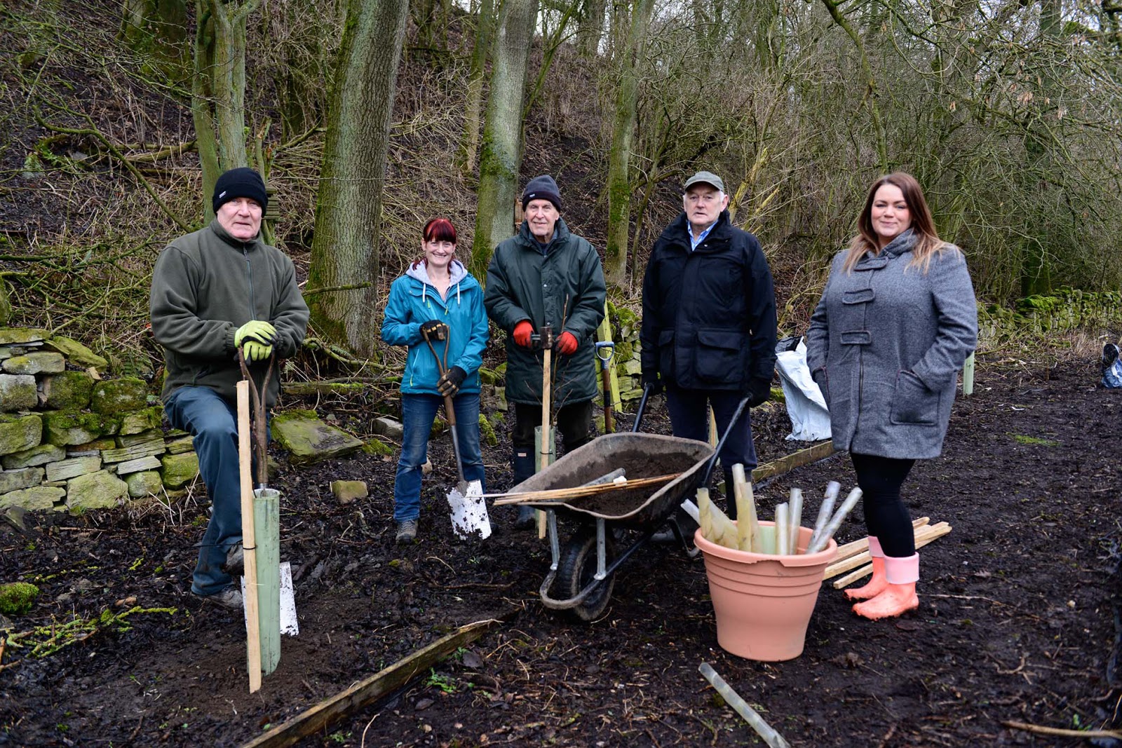 Teesdale Mercury: New volunteers dig in to help The Hub tree planting ...