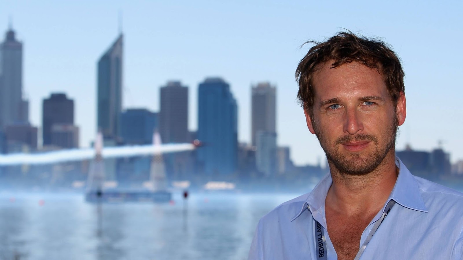 Windows 8 HD Wallpapers: HD Wallpapers Of Men