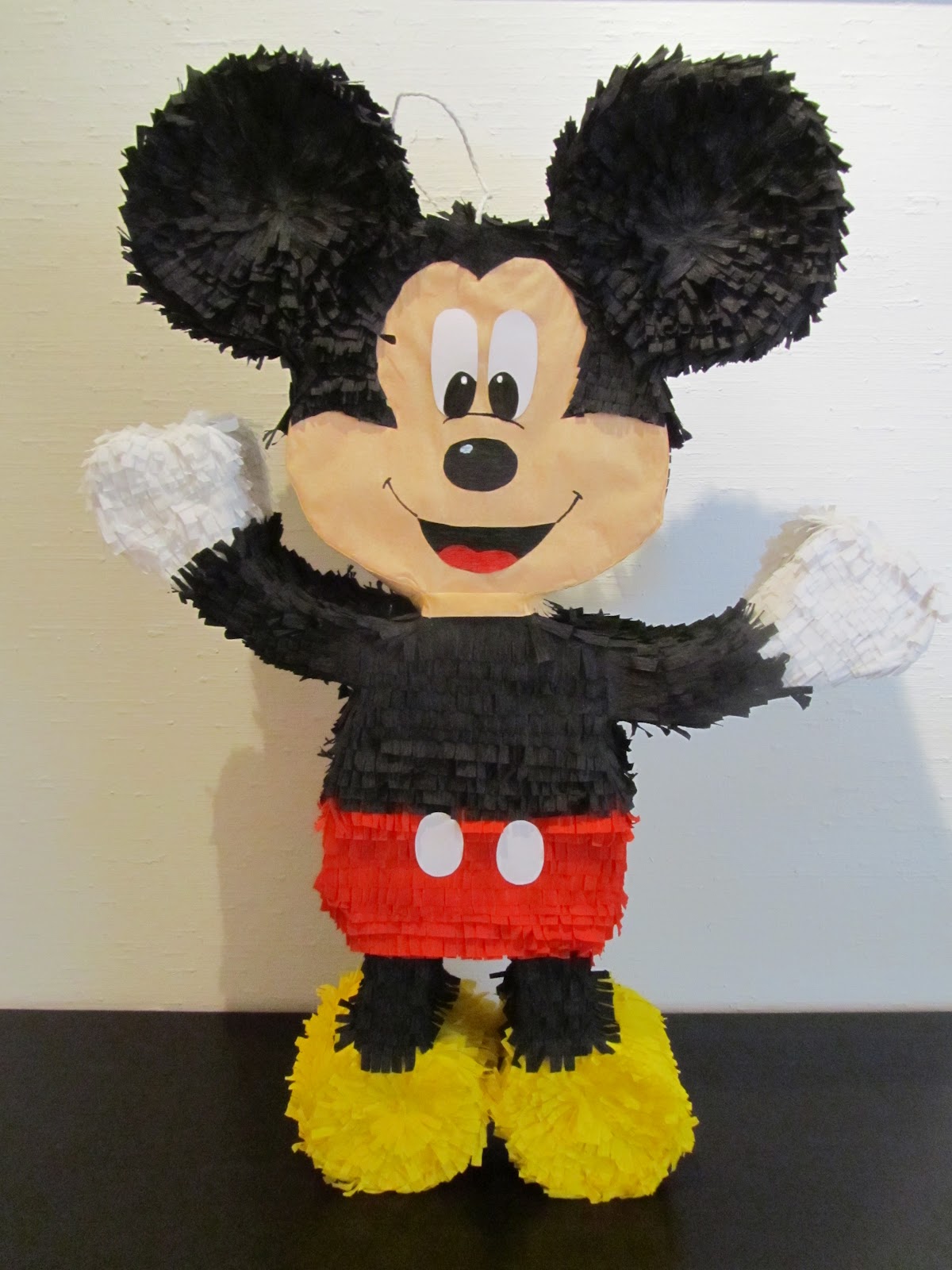 Como hacer pinatas de Mickey Mouse - Imagui