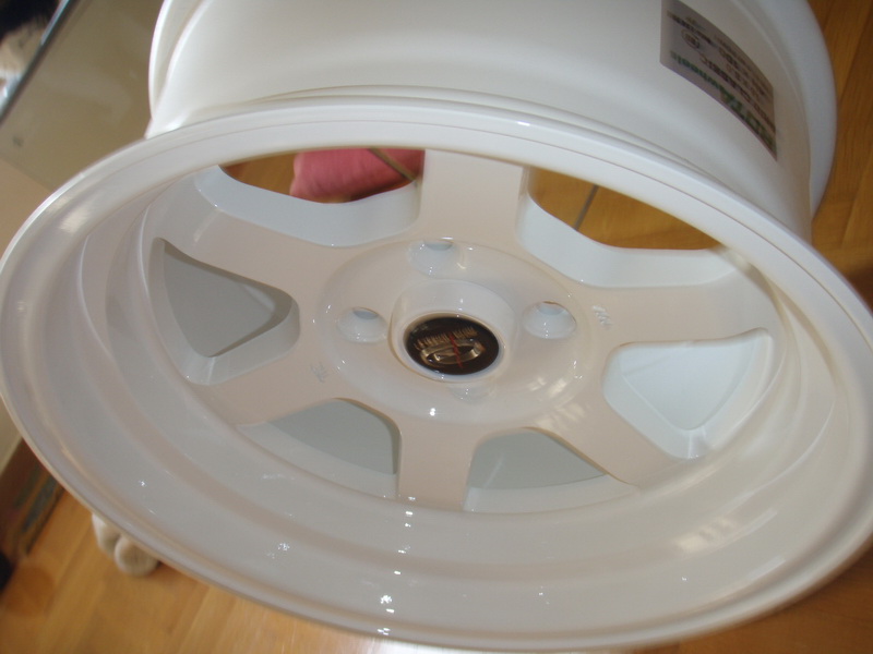 JDMbits: New Arrival: First Rota Grid-V 15x8'' Set in 4x100!